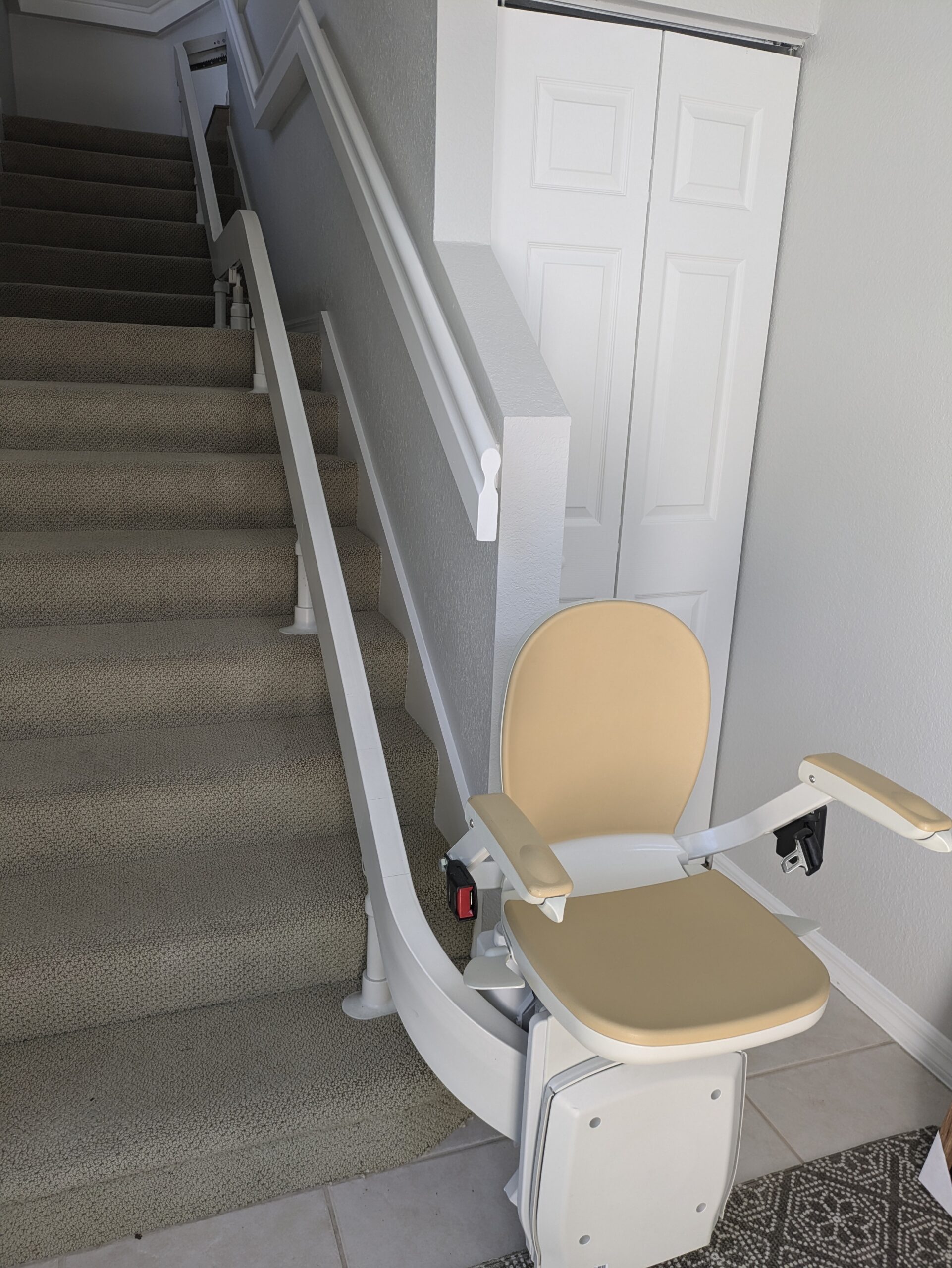 ACORN STAIRLIFT - Lighthouse Bay